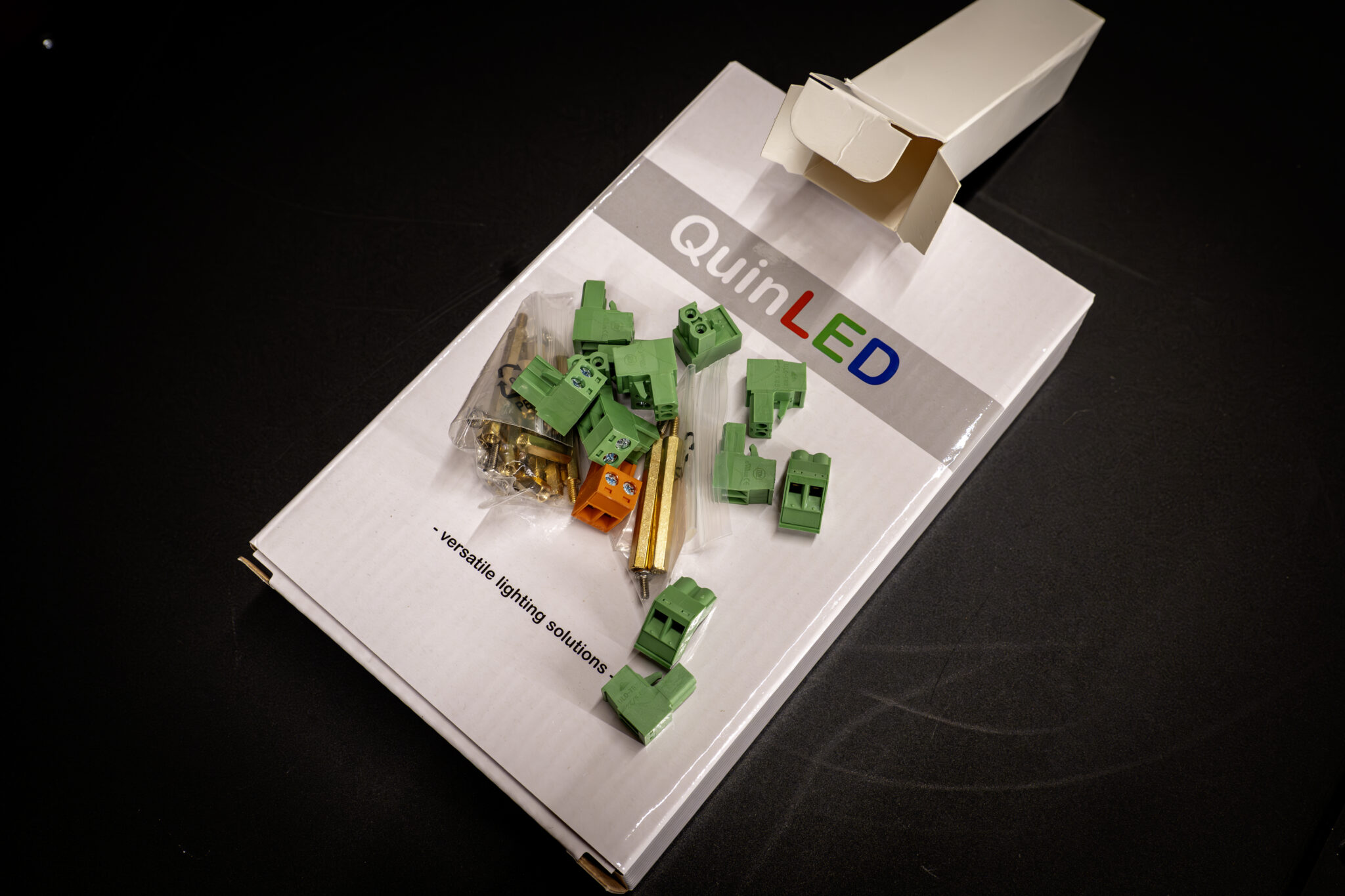 Dig-Octa Power-5HV What's in the Box? - quinled.info